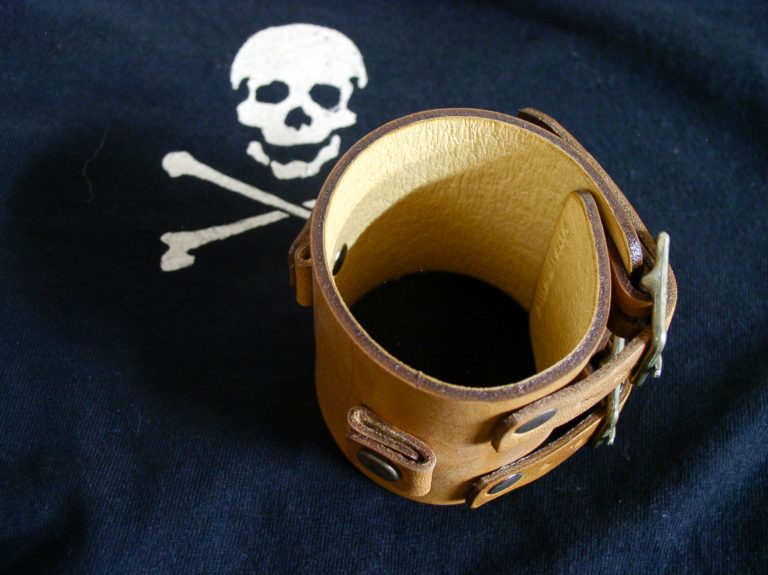 Johnny Depp Watch Cuff – gbb Custom Leather